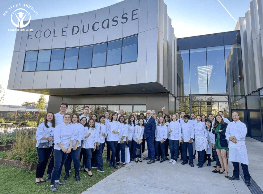 DU HỌC PHÁP NGÀNH ẨM THỰC VÀ LÀM BÁNH TẠI ÉCOLE DUCASSE - Study Abroad - Du Học Để Khởi Nghiệp